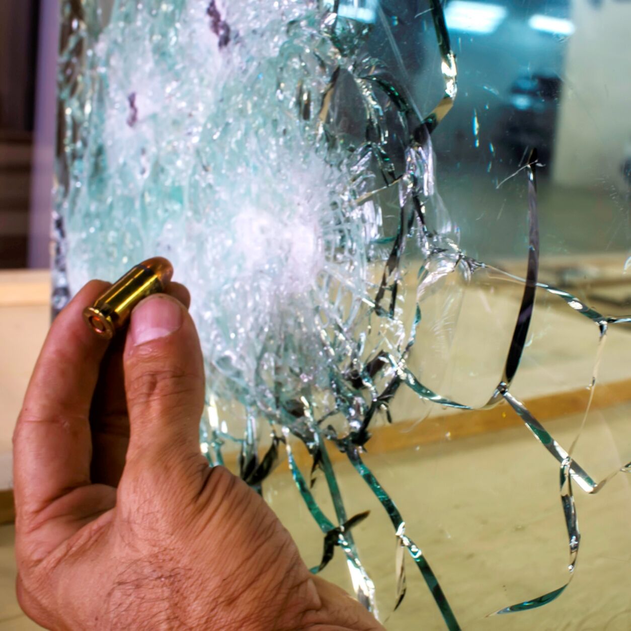 Laminated Glass Manufacturers | Shenzhen Dragon Laminated Glass